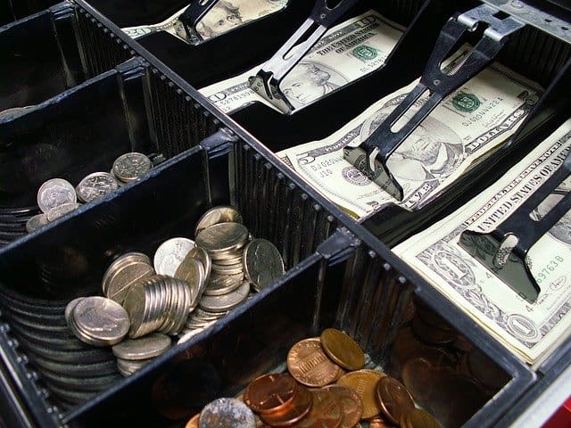 Cashier Gave Me Too Much Change: What Should I Do? - One Frugal Girl